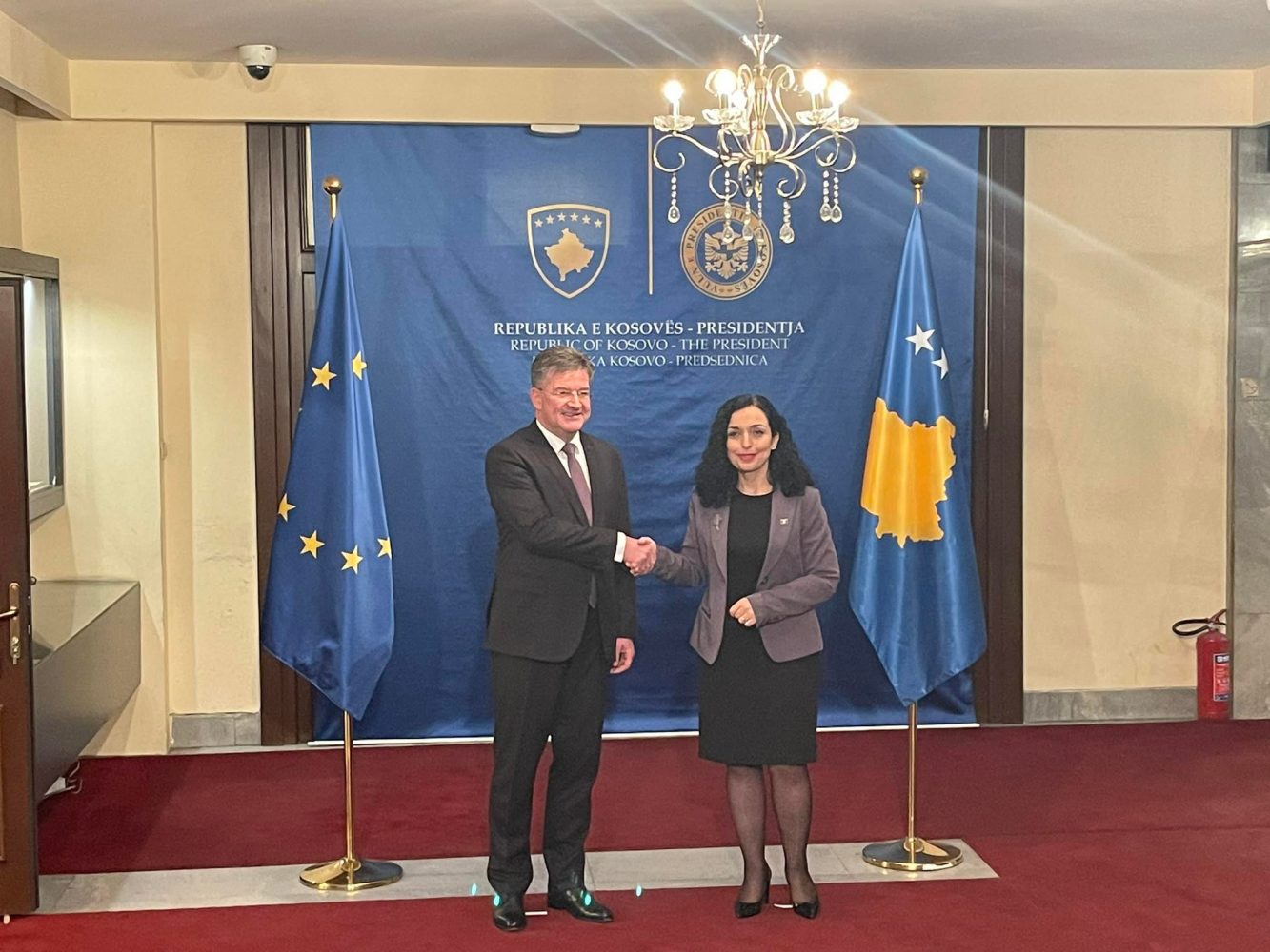 OSMANİ, LAJÇAK’I KABUL ETTİ | KOSOVAPORT - Kosovanın Haber Portalı OSMANİ, LAJÇAK’I KABUL ETTİ | KOSOVAPORT - Kosovanın Haber Portalı